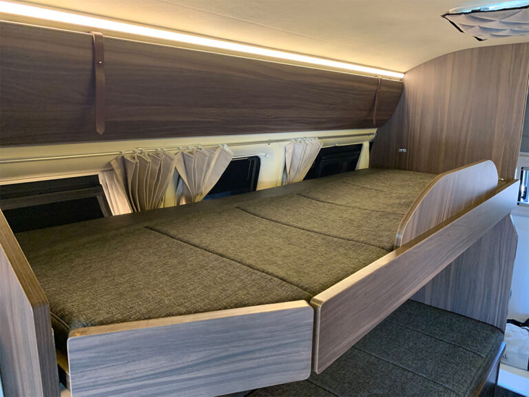 HAYAMA HIBASE TRIP – HAYAMA HIBASE TRIPで、自由と快適さが融合する夢のキャンピングカー体験を始めよう!!