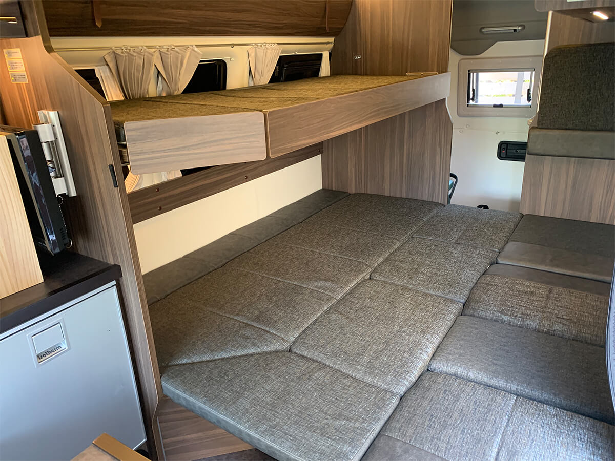 HAYAMA HIBASE TRIP – HAYAMA HIBASE TRIPで、自由と快適さが融合する夢のキャンピングカー体験を始めよう!!